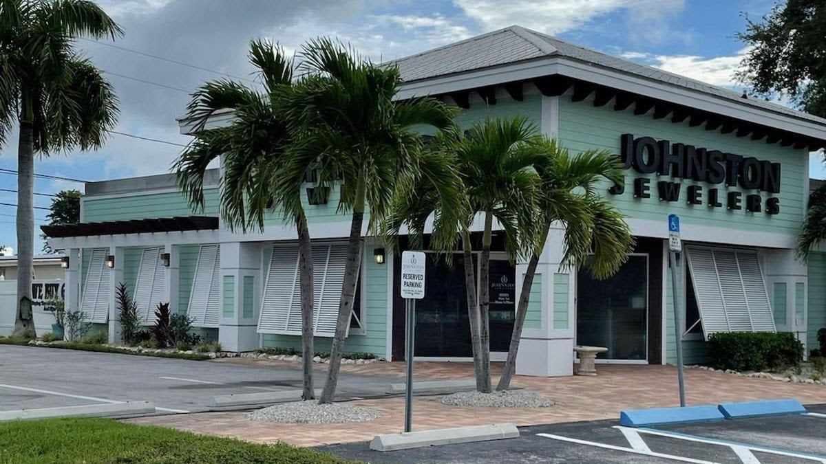 Custom Engagement Rings – JohnstonJewelers